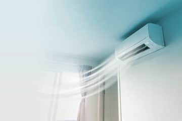 Does Using A Fan Help An Air Conditioner? It Depends!