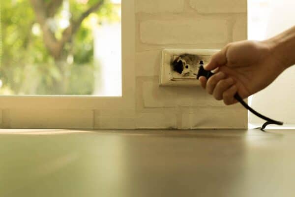 Toaster Keeps Tripping Your Electric Circuit Breaker? Here's Why