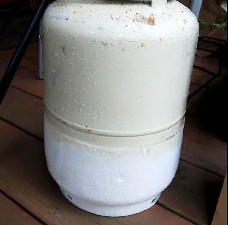 4 Simple Steps to Stop A Propane Tank Freezing Up