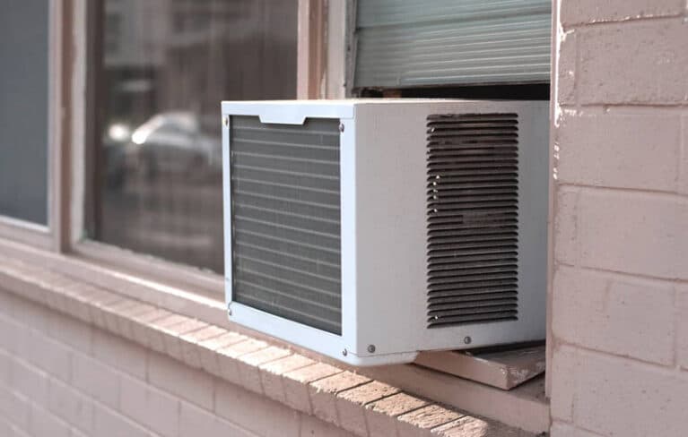Removing A Window / Wall Air Conditioner In 5 Easy Steps