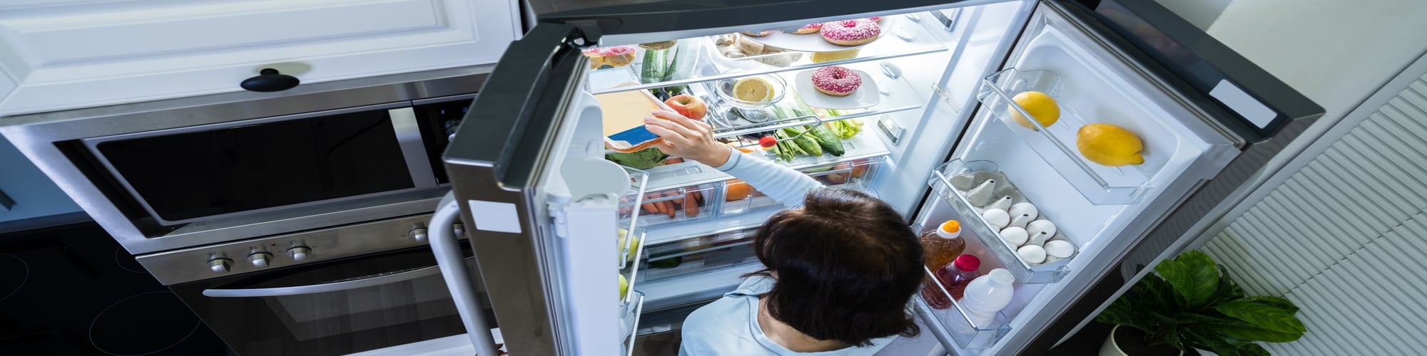 Fridge Leaking Water - 7 Common Causes & Easy Fixes Fridge Leaking Water - 7 Common Causes & Easy Fixes